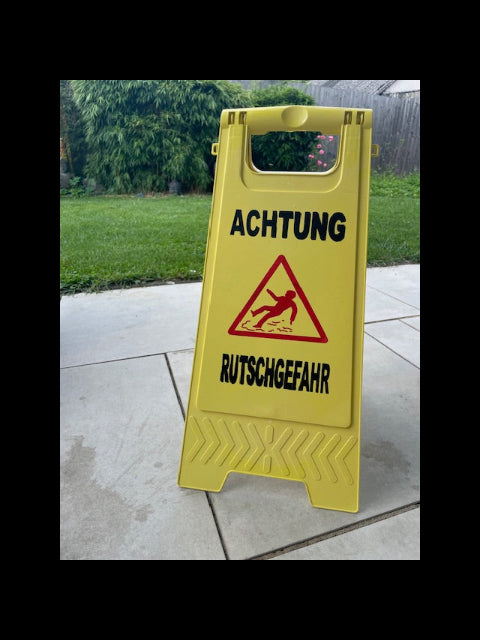 Warnschild "Rutschgefahr" – Harmsen Trading GmbH